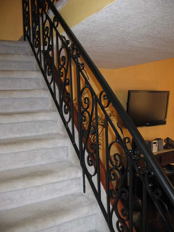 Pineview Railing Retrofit | Hammer and Forge